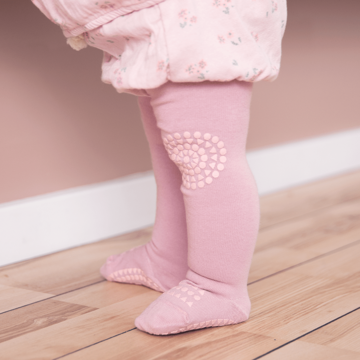 Non-slip crawling tights with grip for babies and toddlers - organic c